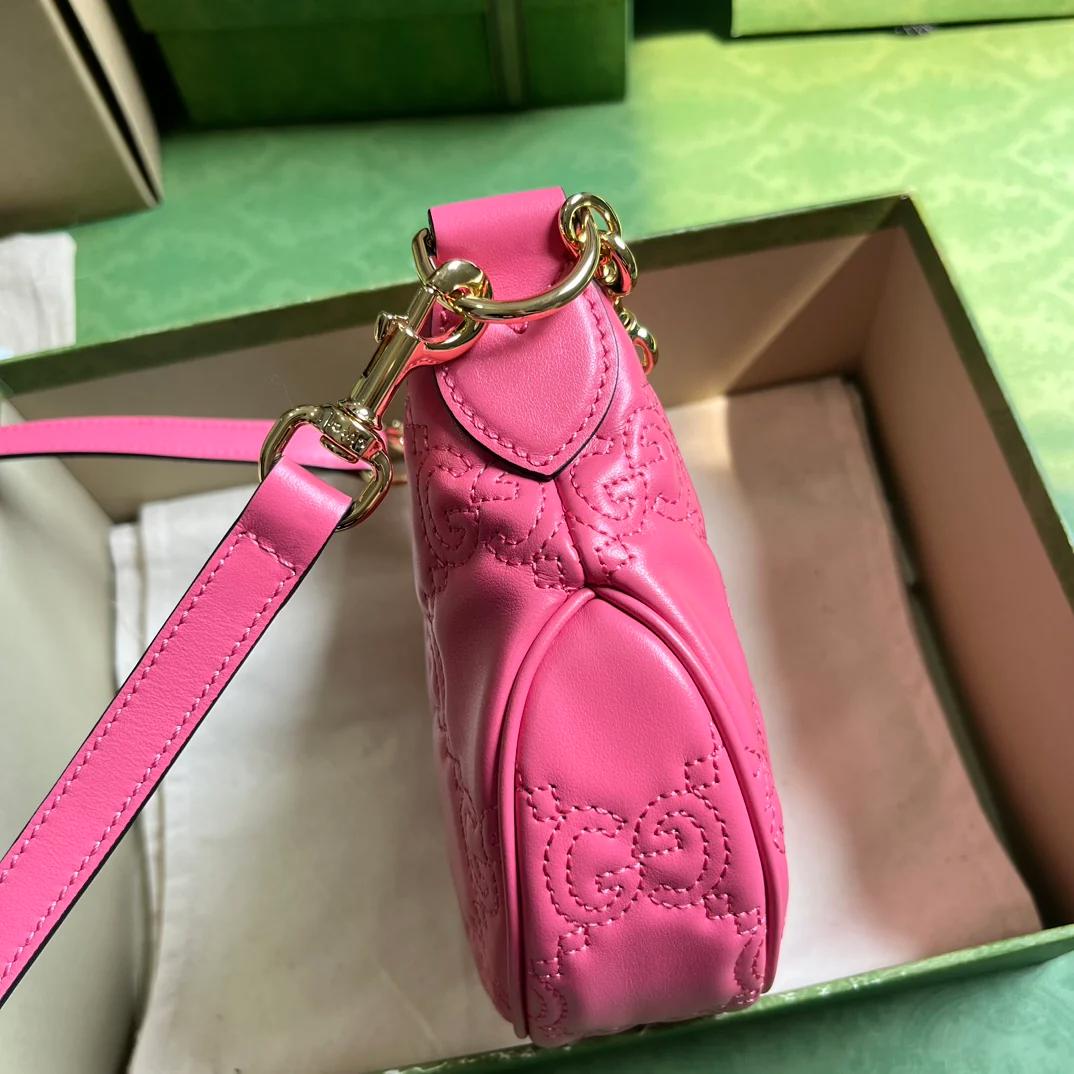 Iconic designs: gucci's timeless bag collection - 100